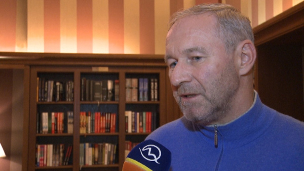 Na poslednú rozlúčku so Srholcom príde aj Róbert Bezák | TVNOVINY.sk