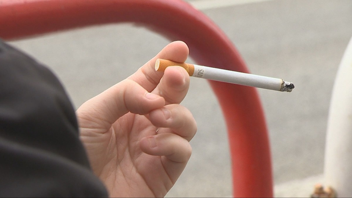 Každé štvrté dieťa či tínedžer si vie kúpiť cigarety | TVNOVINY.sk
