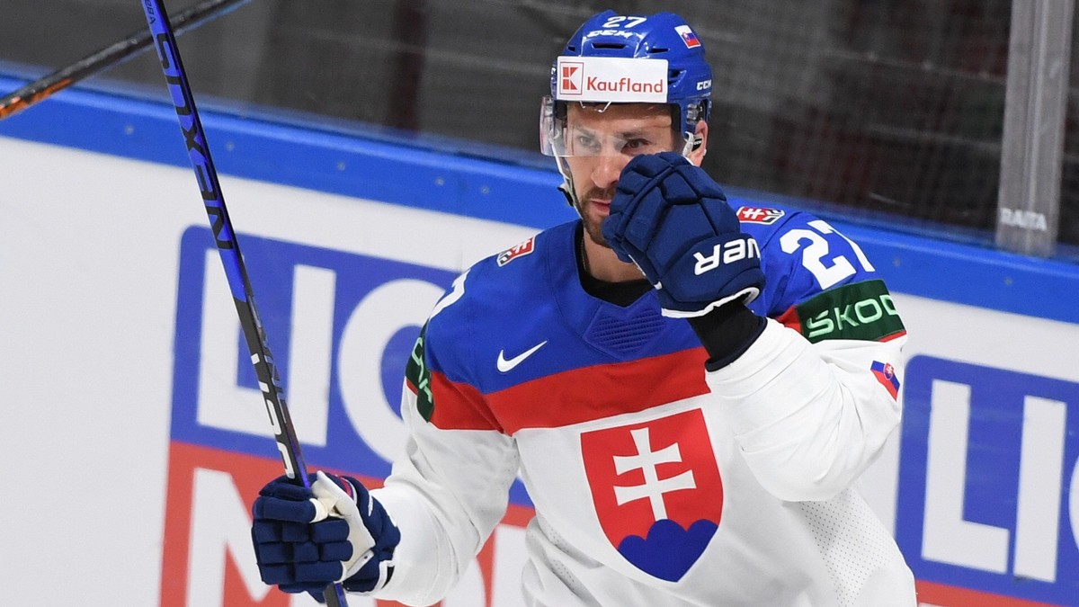 Slovenskí hokejisti ukázali nové olympijské dresy. Dizajn v sebe nesie ...