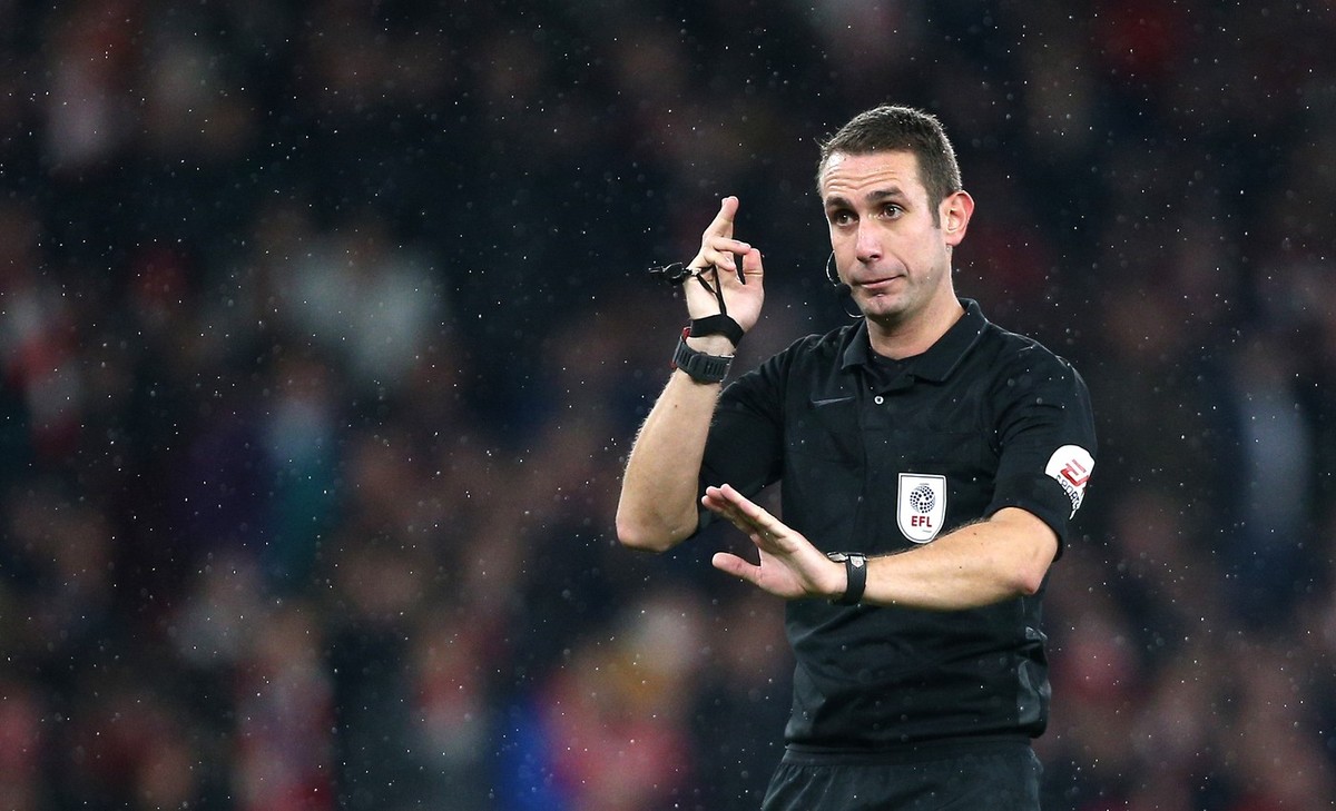 Bývalý elitný rozhodca spoznal trest za vyhotovenie nemravného videa ...