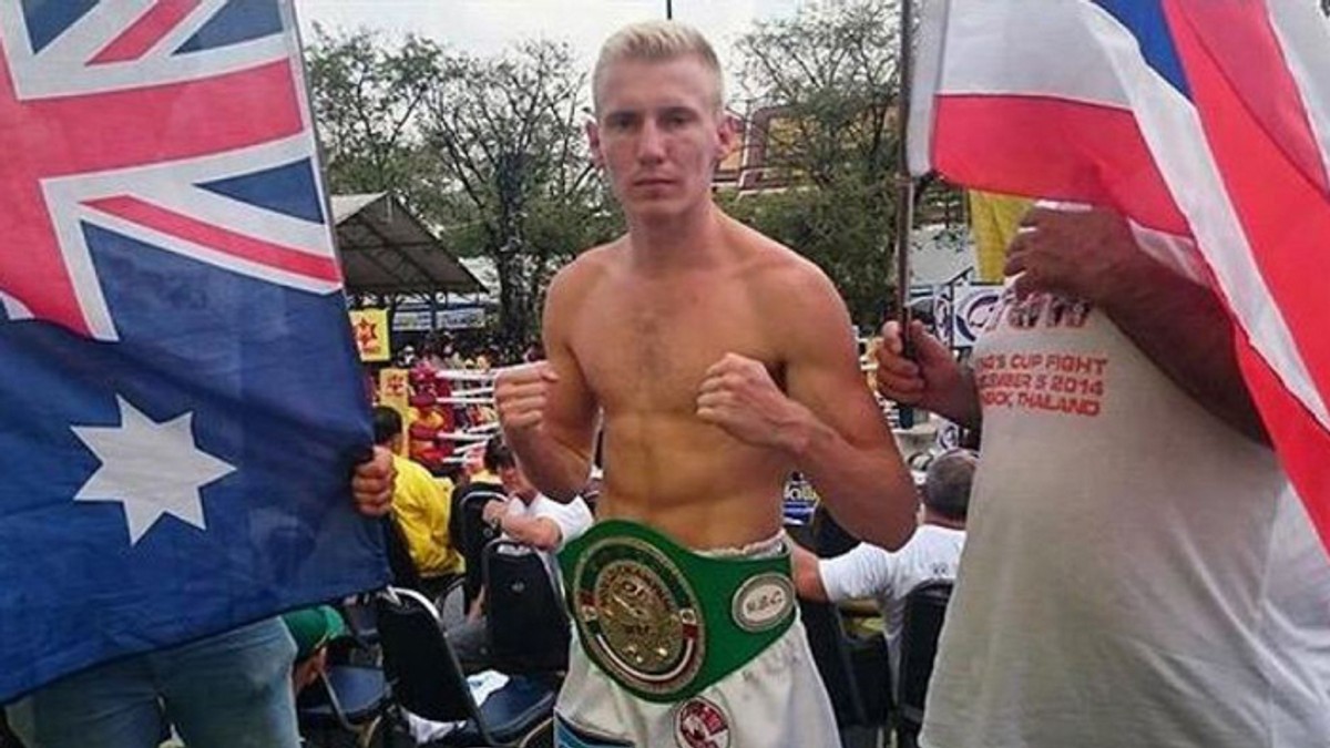 Boxer Smith zomrel dva dni po tom, ako upadol do kómy | TVNOVINY.sk