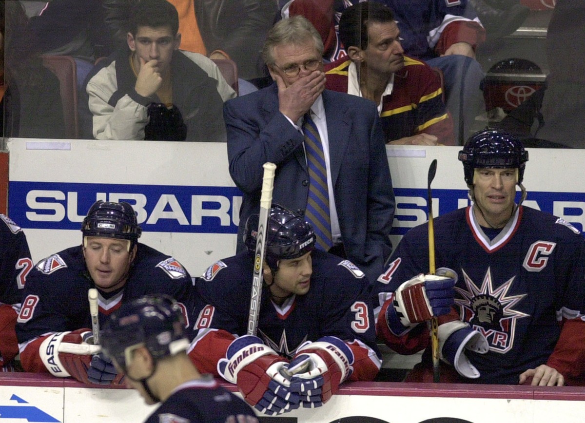 Sather po 15 rokoch odstúpil z postu generálneho manažéra NY Rangers ...