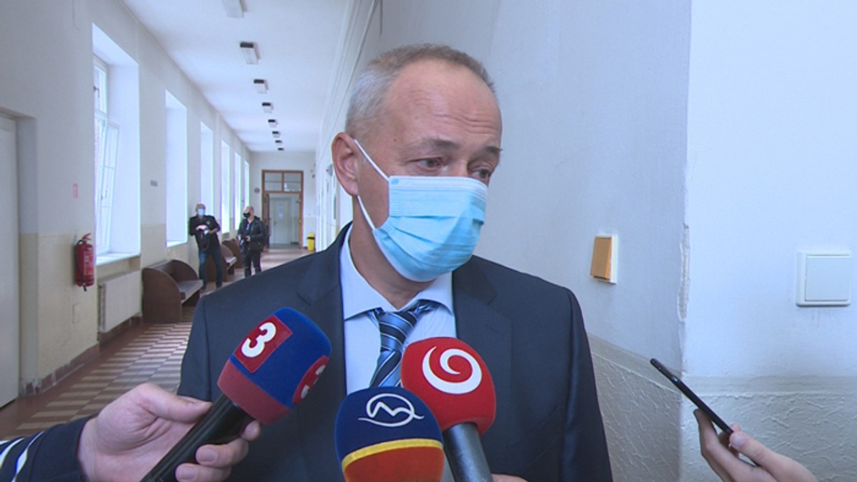 Ivan Lexa sa po dlhšom čase ukázal na verejnosti, vypovedal v kauze ...