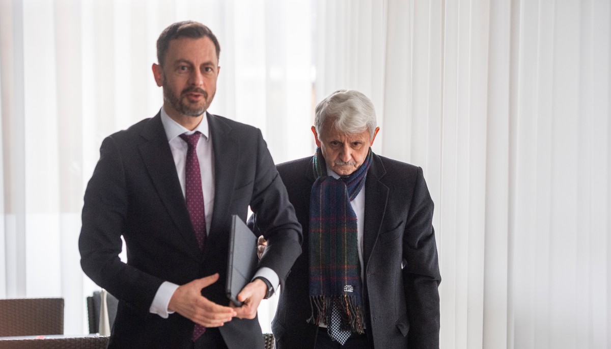 Veľké spájanie sa zatiaľ nekoná. O pár dní prídu dva momenty, ktoré ...