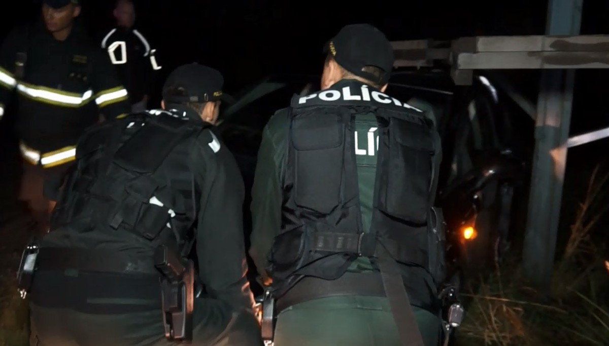 Autom vletel priamo pod billboard | TVNOVINY.sk