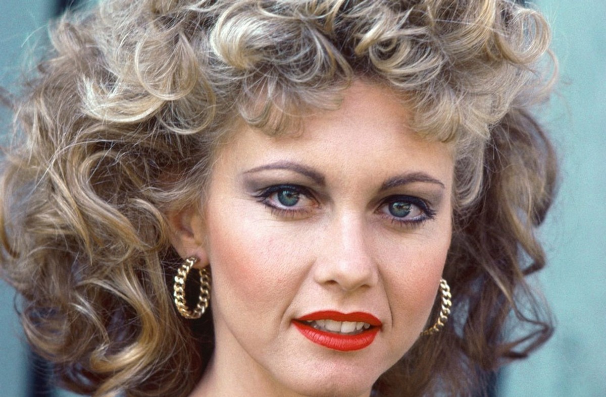 Sandy z Pomády po 35-tich rokoch! Stále vyzerá fantasticky | TVNOVINY.sk