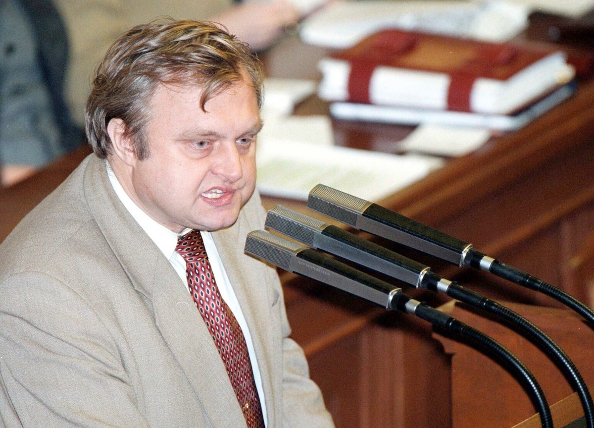 Zomrel český europoslanec Miloslav Ransdorf (†62) | TVNOVINY.sk