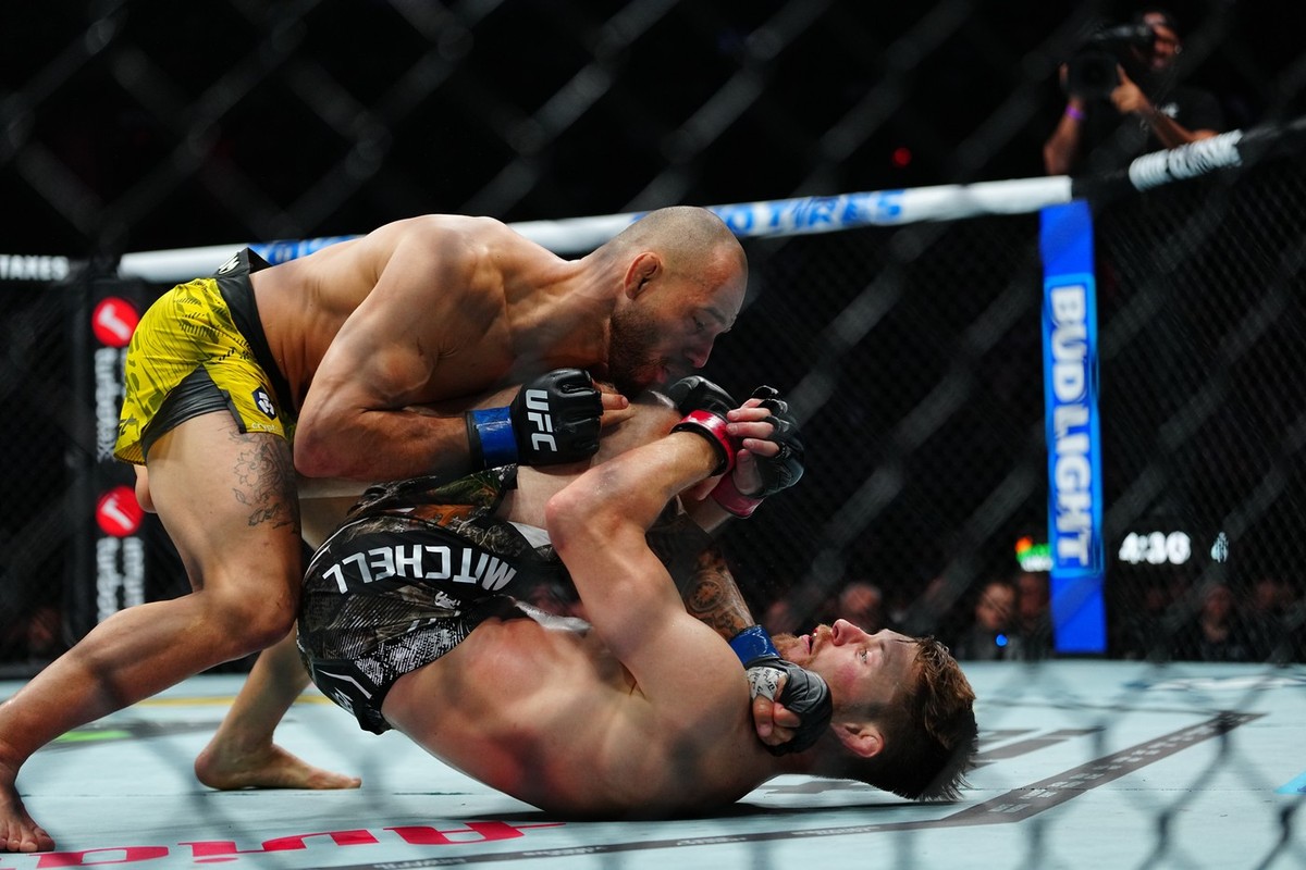 UFC: Porážku kontroverzného bojovníka privítali všetci | TVNOVINY.sk