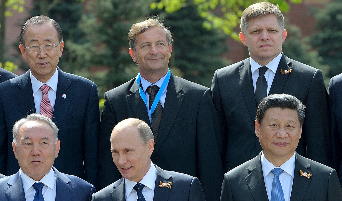 Fico: V Moskve bola dôstojná oslava konca II. svetovej vojny | TVNOVINY.sk