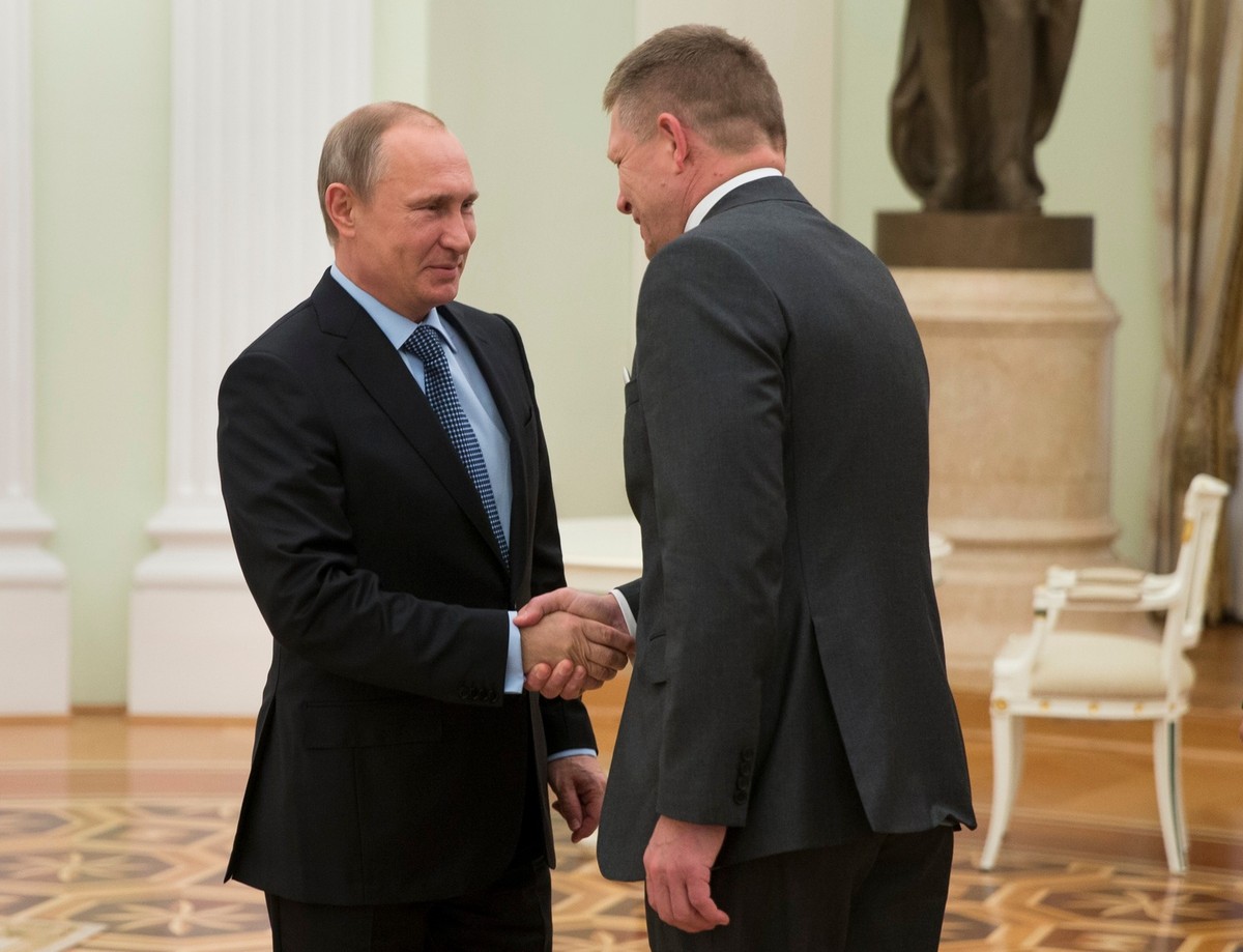 Fico v Moskve orodoval aj za hokejový Slovan | TVNOVINY.sk