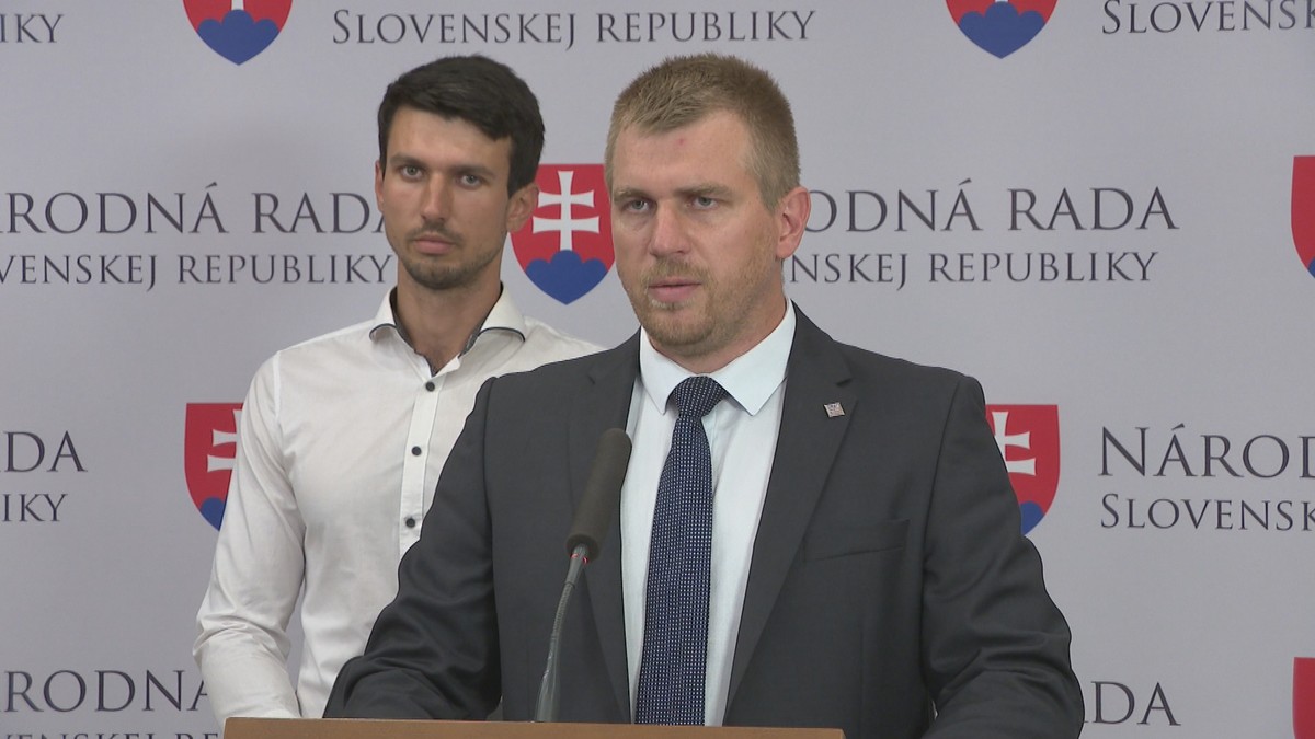 Filip Kuffa trvá na tom, že farmárov nebil. Dôkaz o alibi však ukázať ...