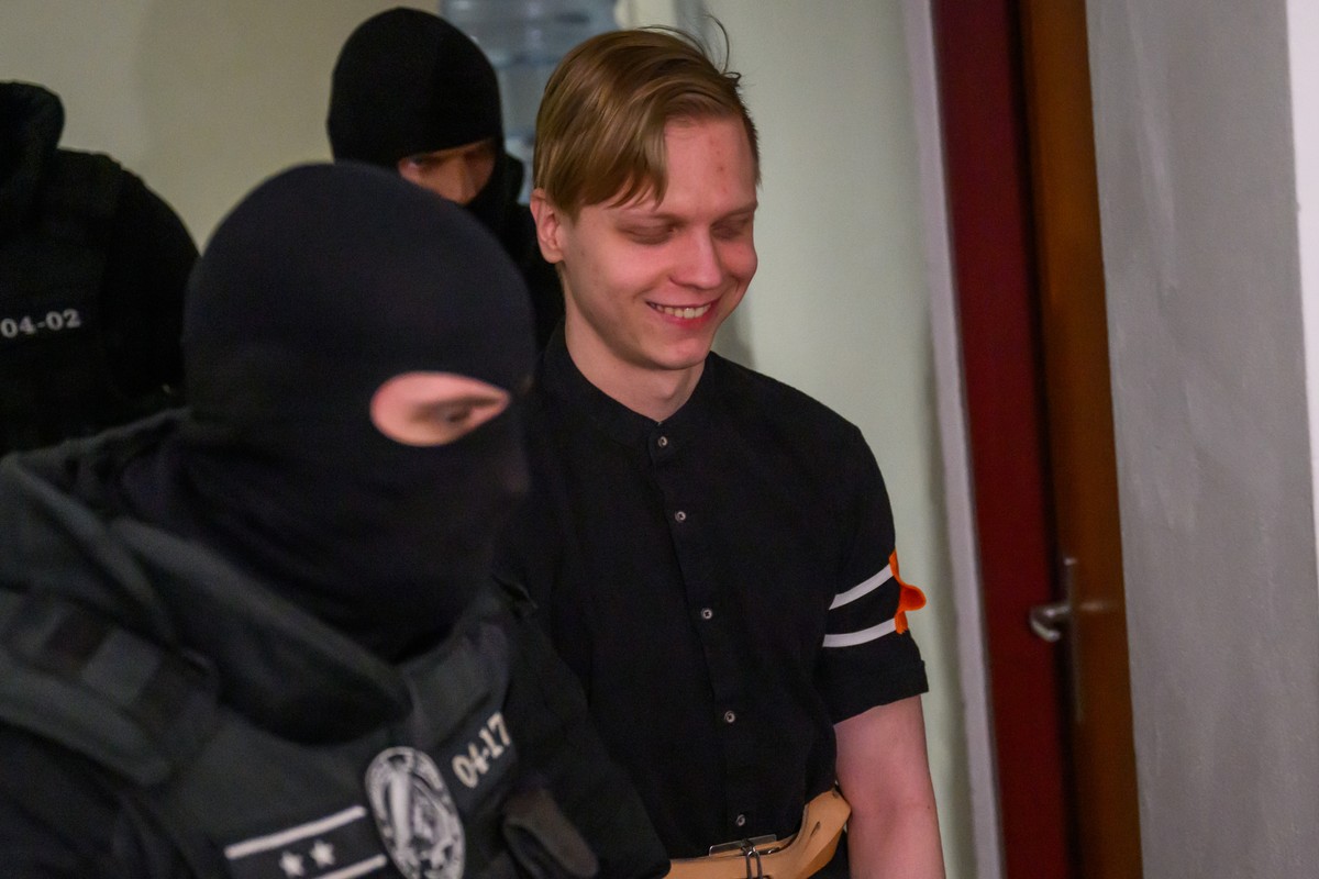 FOTO: Keď sudca čítal meno obete, obžalovaný sa usmieval. Začal sa súd ...