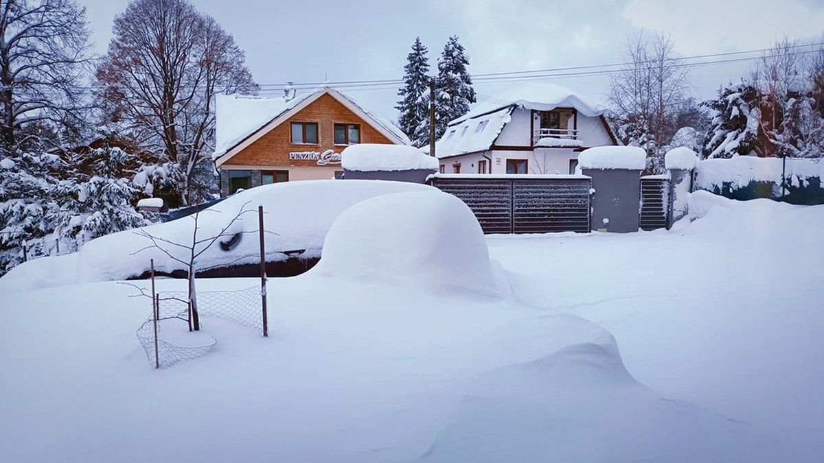Do niektorých kútov Slovenska dorazila rozprávková zima. Pozrite si ...