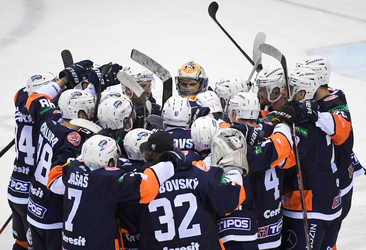 V Prešove diváci videli až dvanásť gólov. V Košiciach i Poprade dráma do úplného konca | TVNOVINY.sk