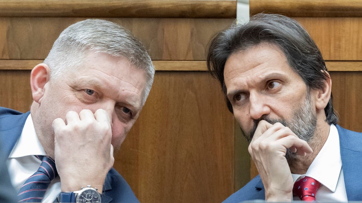 Miloš Zeman oslavuje narodeniny. Ako prví mu pogratulovali Fico a ...