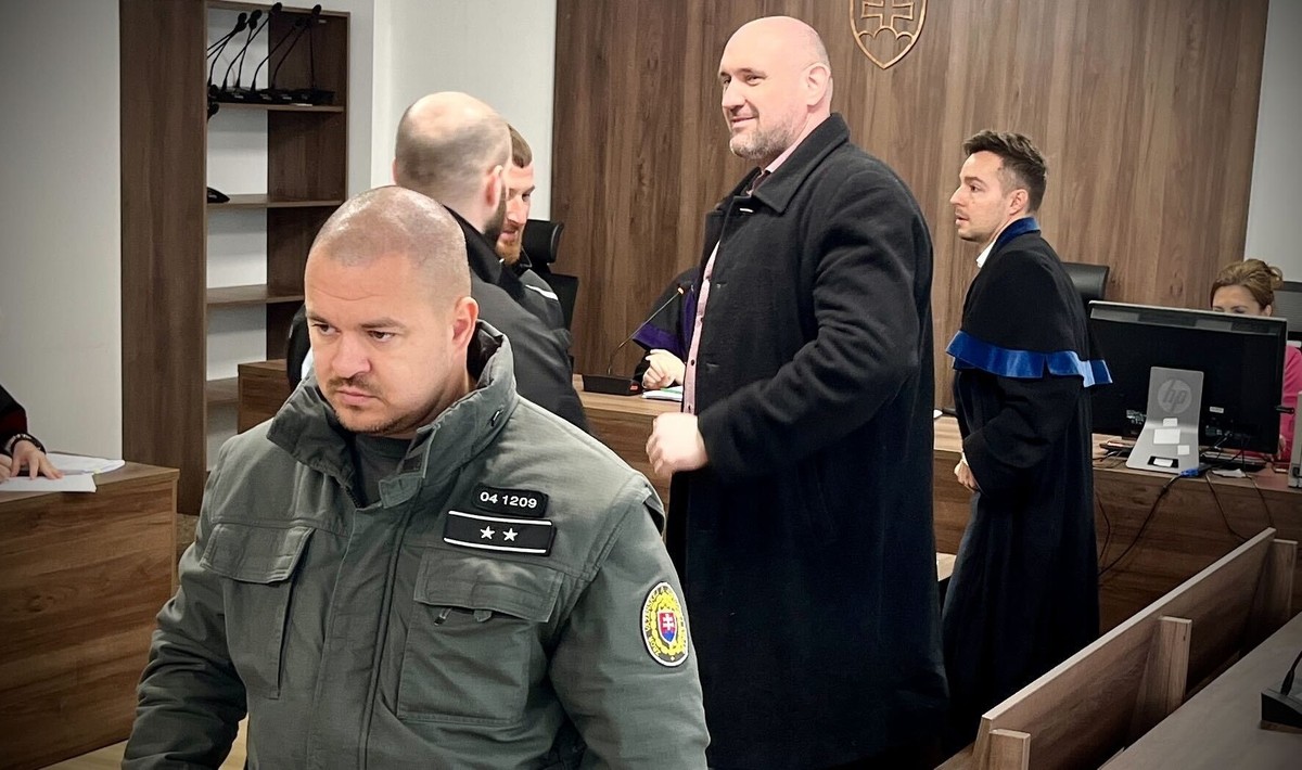 Marián Magát obžalovaný z extrémizmu zostáva vo väzbe. Najvyšší súd ...